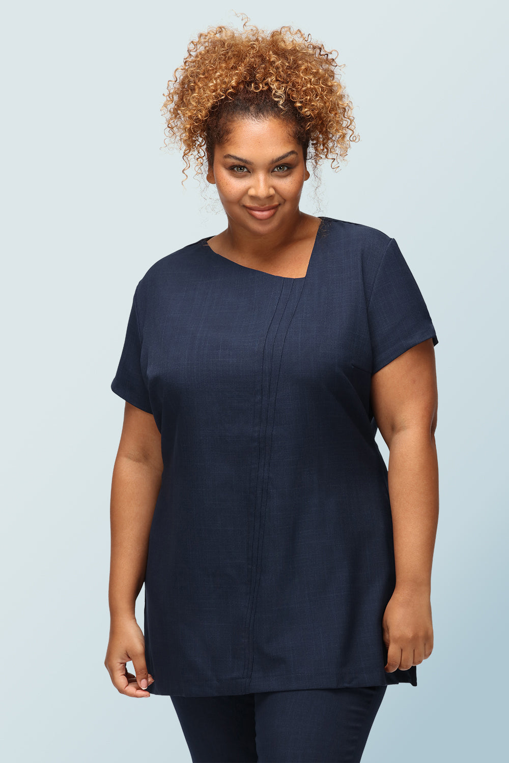 Emma Navy – La Beeby