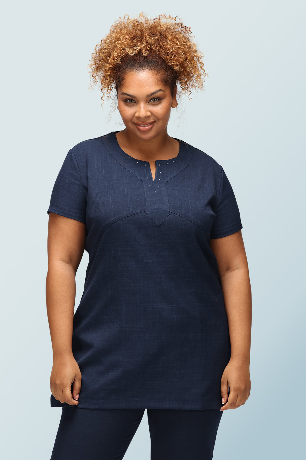 Esmee Navy – La Beeby